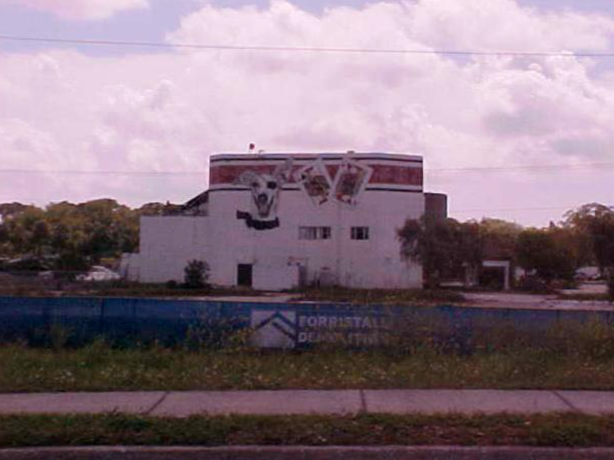95-year old Sarasota Kennel Club dog track demolished for redevelopment ...